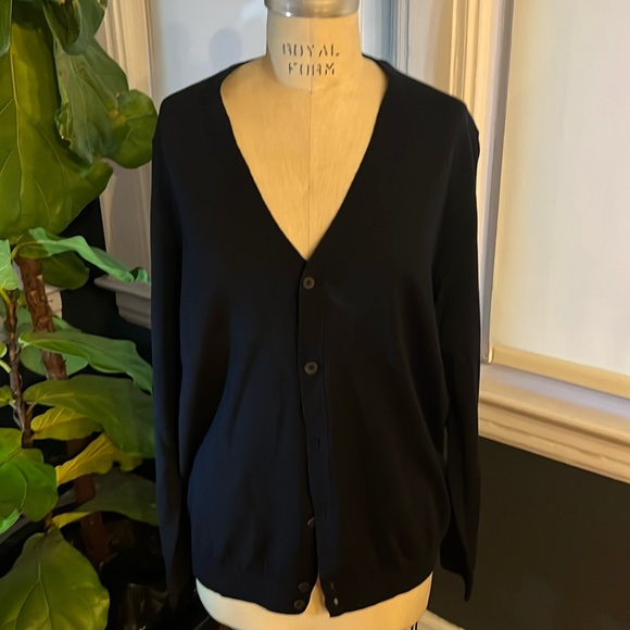 Hugo Boss | Sweaters | Hugo Boss Finest Italian Yarn Lightweight Wool ...